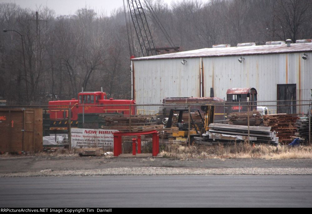 SNHX 1901, USAX B1674 here for work